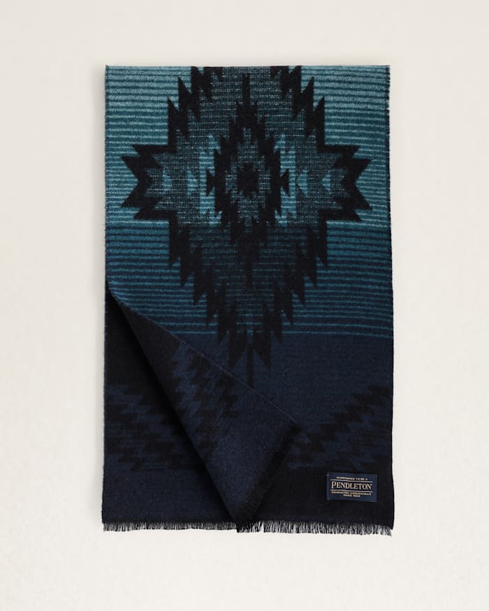 Shop Stylish Women's Scarves & Wraps | Pendleton
